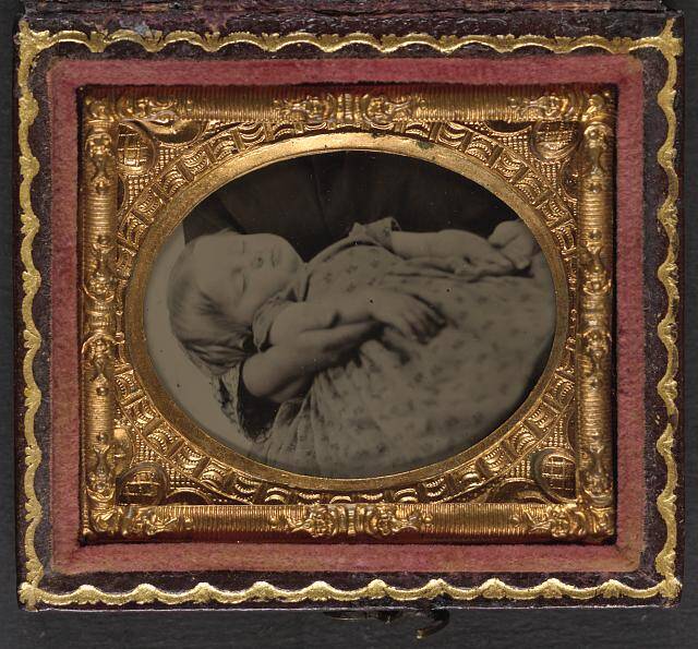 Inside Victorian Post-Mortem Photography's Chilling Archive Of Death ...
