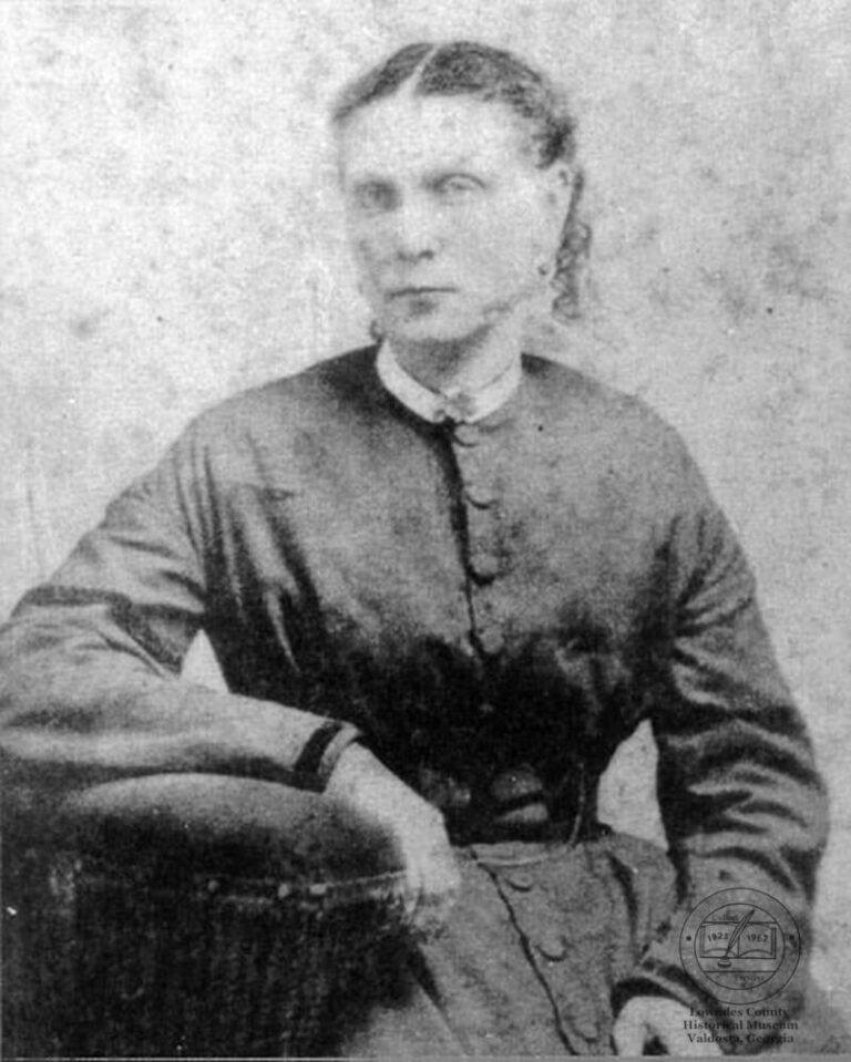 Doc Holliday, The Deadly Gunfighter Who Battled Outlaws At Tombstone