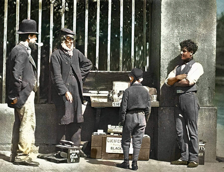 43 Colorized Photos Of London During The Victorian Era