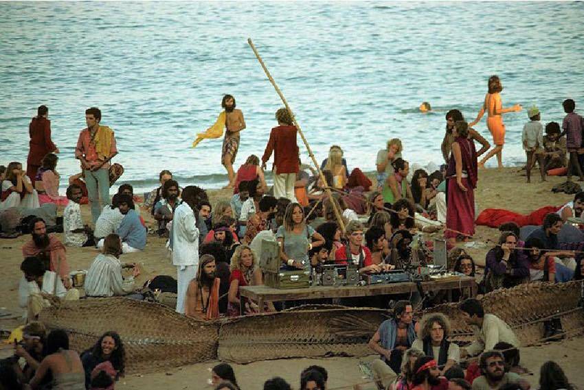 33 Vintage Photos That Capture The Goa Hippie Movement