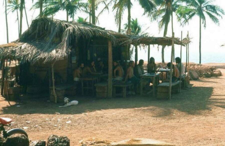 33 Vintage Photos That Capture The Goa Hippie Movement