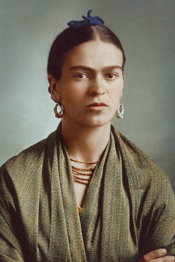 44 Colorized Portraits Of Iconic Figures Throughout History