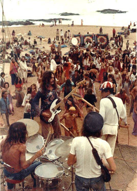 33 Vintage Photos That Capture The Goa Hippie Movement