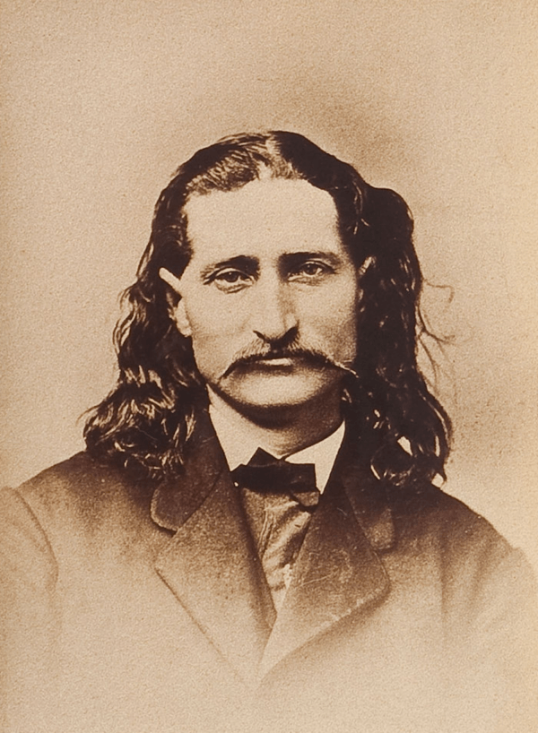 44 Colorized Portraits Of Iconic Figures Throughout History