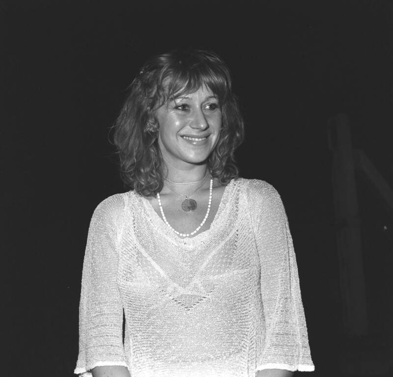 33 Photos Of Helen Mirren Young, Vibrant, And Timeless