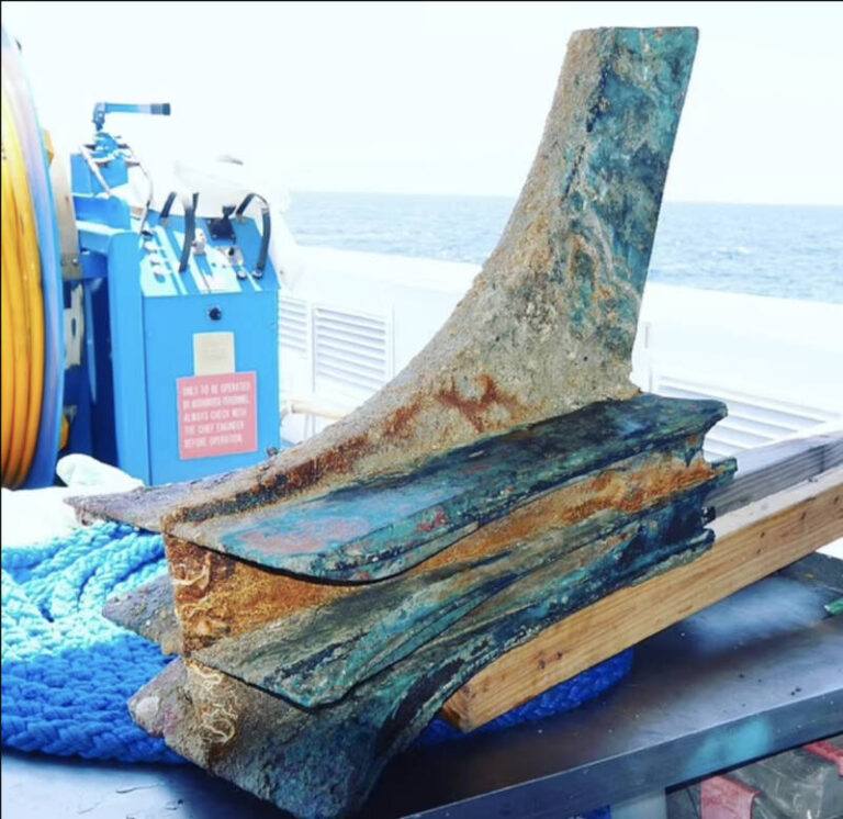 Divers Discover Roman Naval Battering Rams From 241 B.C. Punic War