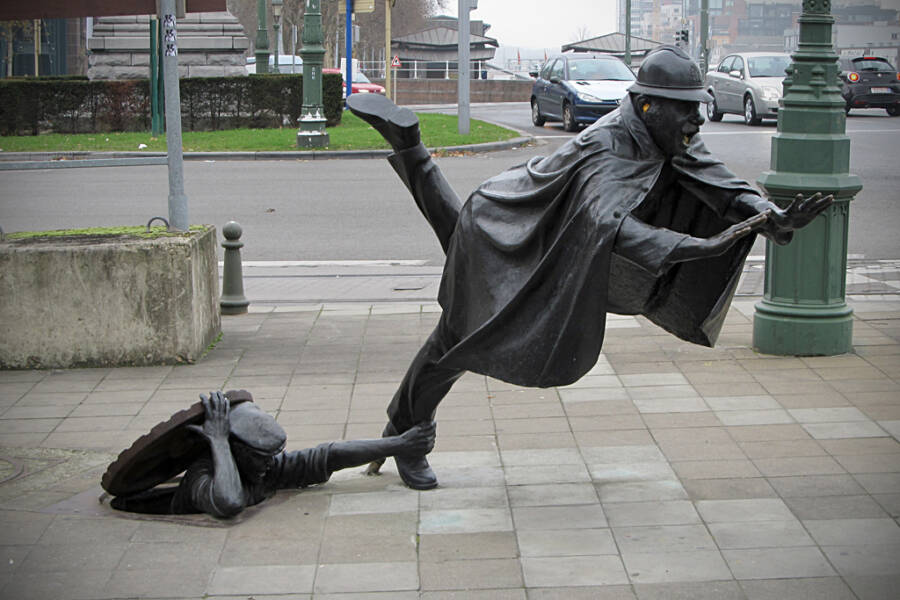 30 Famous Statues And Sculptures From Around The World