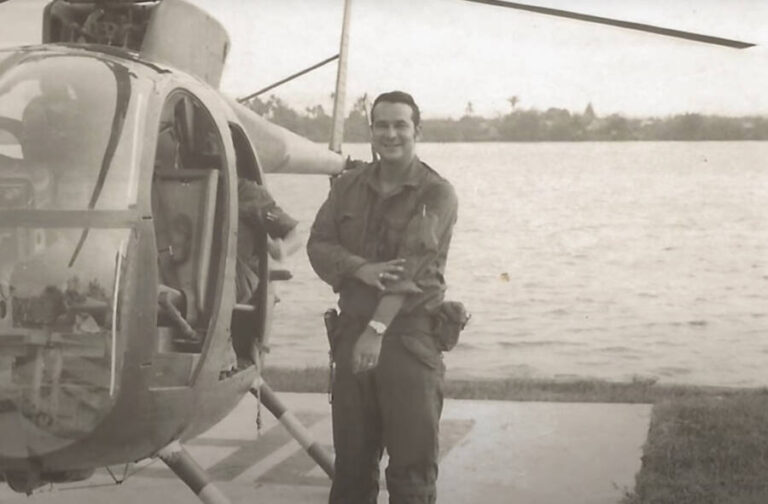 Meet The CIA Agent Who Hunted Down Che Guevara In Bolivia