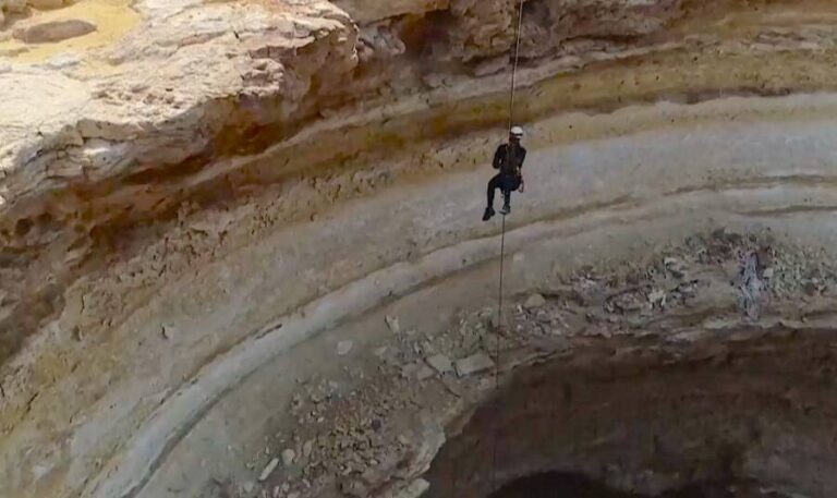 Explorers Reach The Bottom Of Yemen's Well Of Hell For The First Time