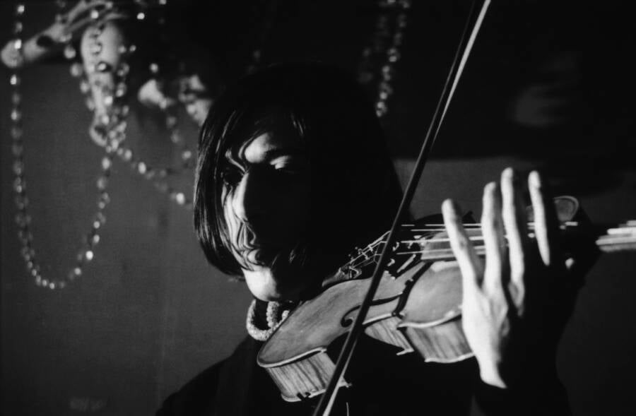 33 Velvet Underground Pictures That Capture Their Wild Heyday