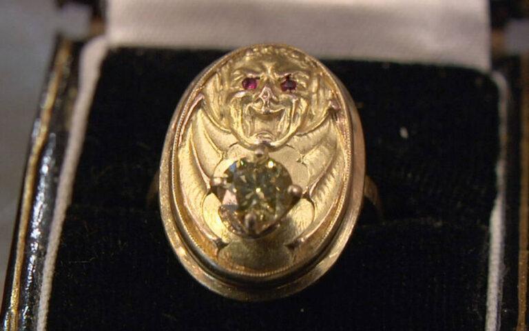 How Lucky Luciano's Ring May Have Ended Up On 'Pawn Stars'