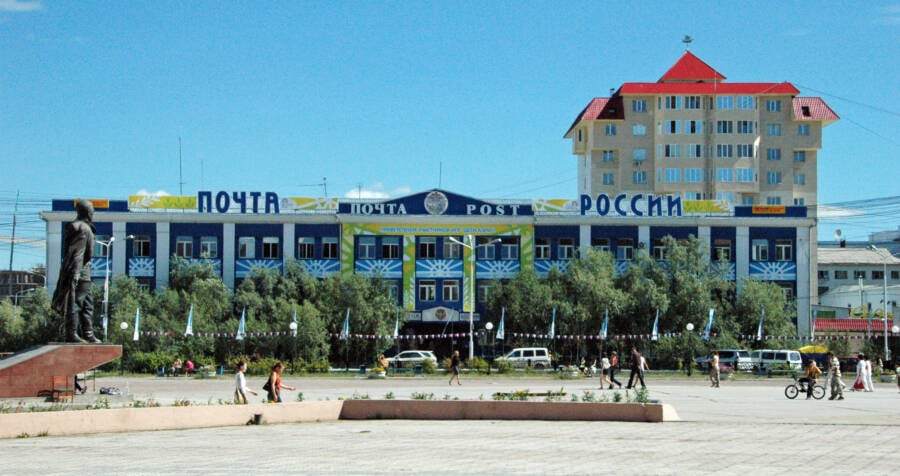 25 Photos Of Yakutsk, Russia, The Coldest City In The World