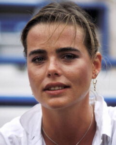 Margaux Hemingway, The 1970s Supermodel Who Died Tragically At 42