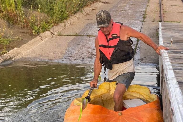 Nebraska Man Smashes Record For Longest Voyage In A Pumpkin