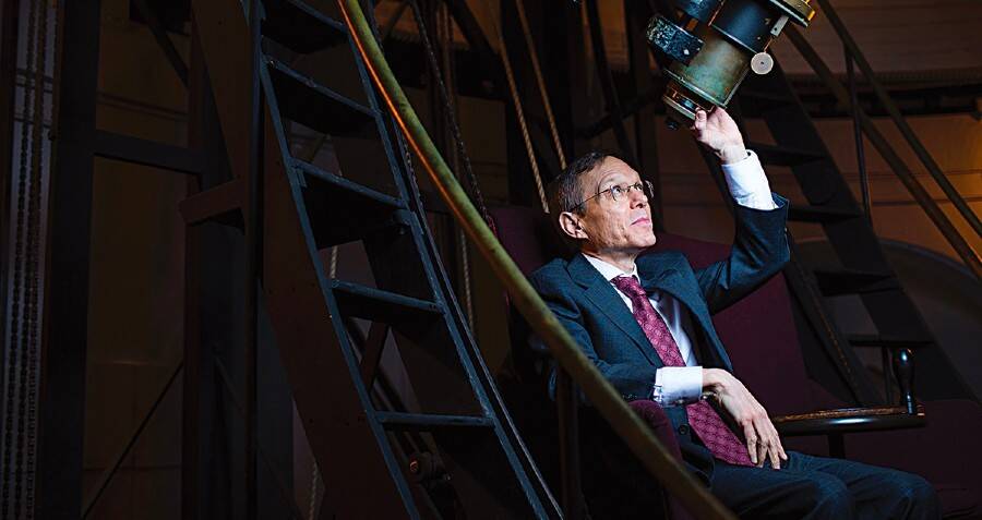 Harvard's Avi Loeb Thinks A Meteor Is Hiding Alien Tech