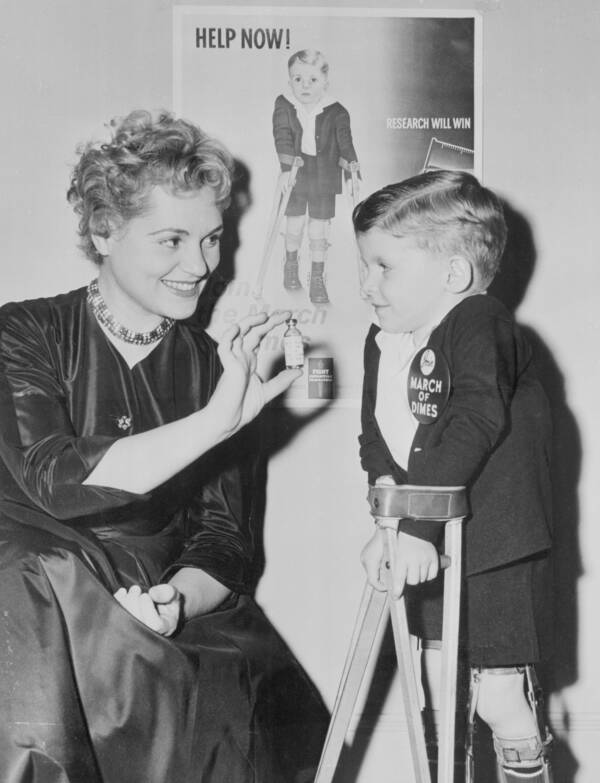 Inside America's Polio Epidemics In 44 Unsettling Photos