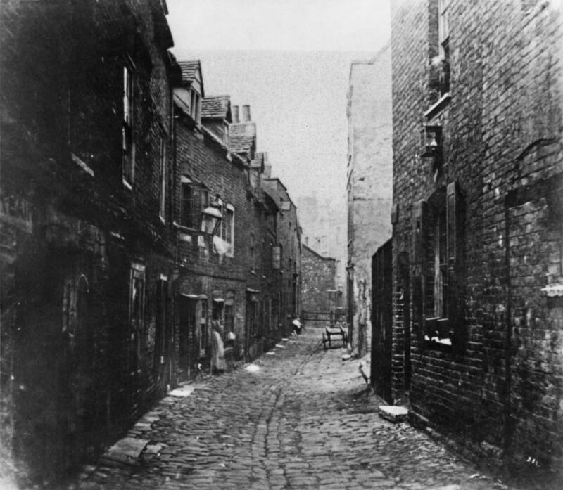 27 Haunting Images Of The Slums In Victorian England