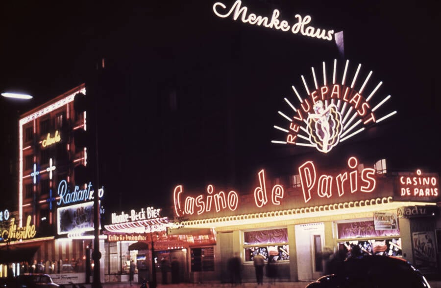 Red-Light Districts From Around The World In 35 Photos