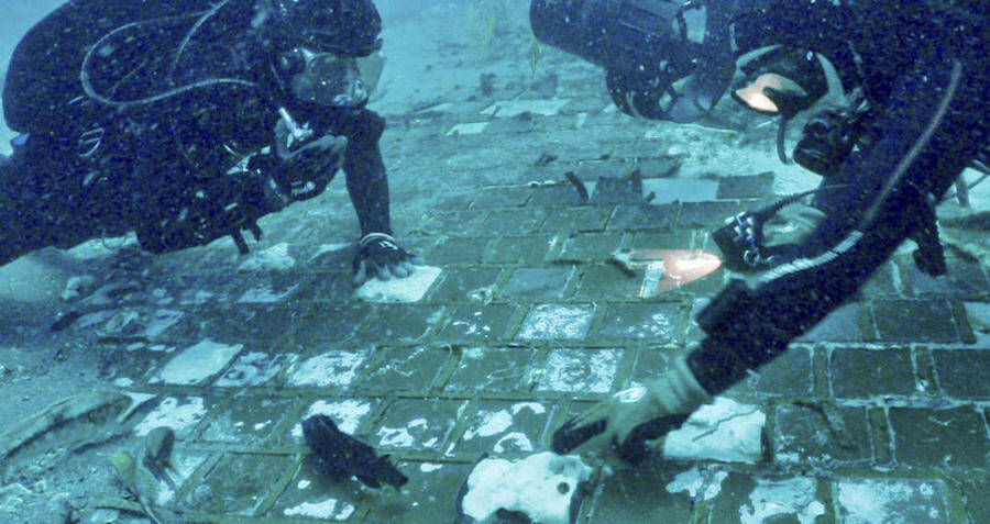 Challenger Shuttle Wreckage Found By TV Crew Off Florida Coast