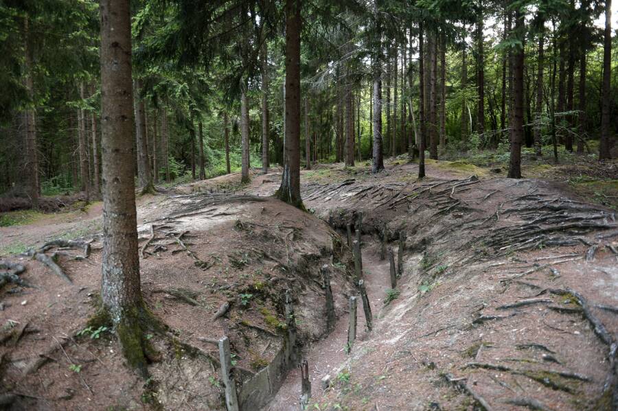 Historic Places Then And Now, In 44 Stunning Photos