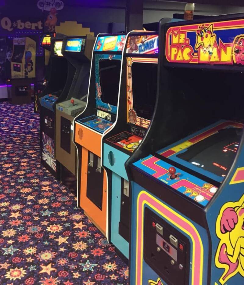 31 Vintage Photos From The Glory Days Of Arcades