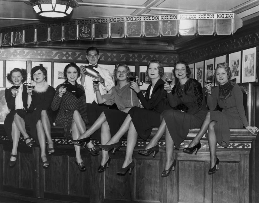 Inside The Notorious Speakeasies Of Prohibition-Era America