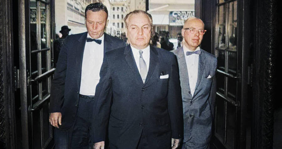 36 Colorized Photos From The Early Days Of Organized Crime