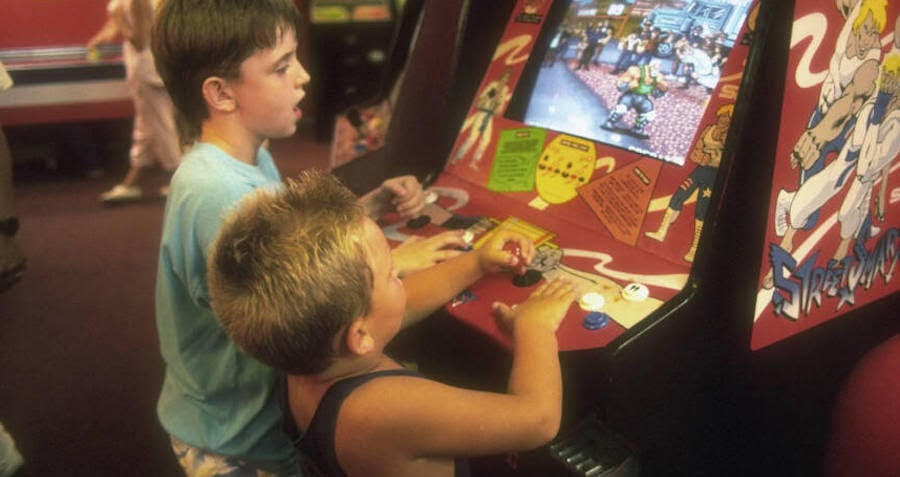 31 Vintage Photos From The Glory Days Of Arcades