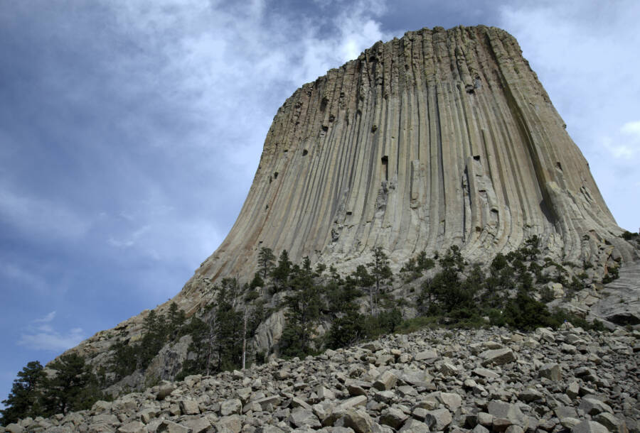 29 Awe-Inspiring Photos Of Holy Places Around The World