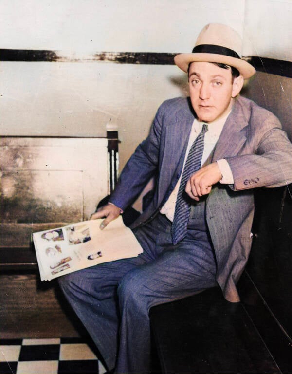 36 Colorized Photos From The Early Days Of Organized Crime