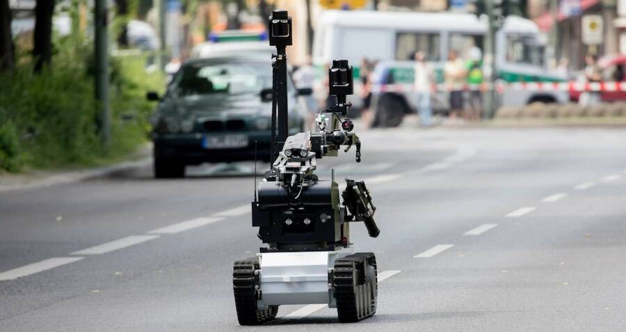 San Francisco May Allow Police Officers To Deploy Lethal Robots