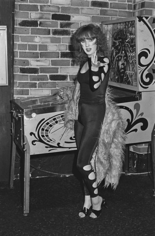 31 Vintage Photos From The Glory Days Of Arcades