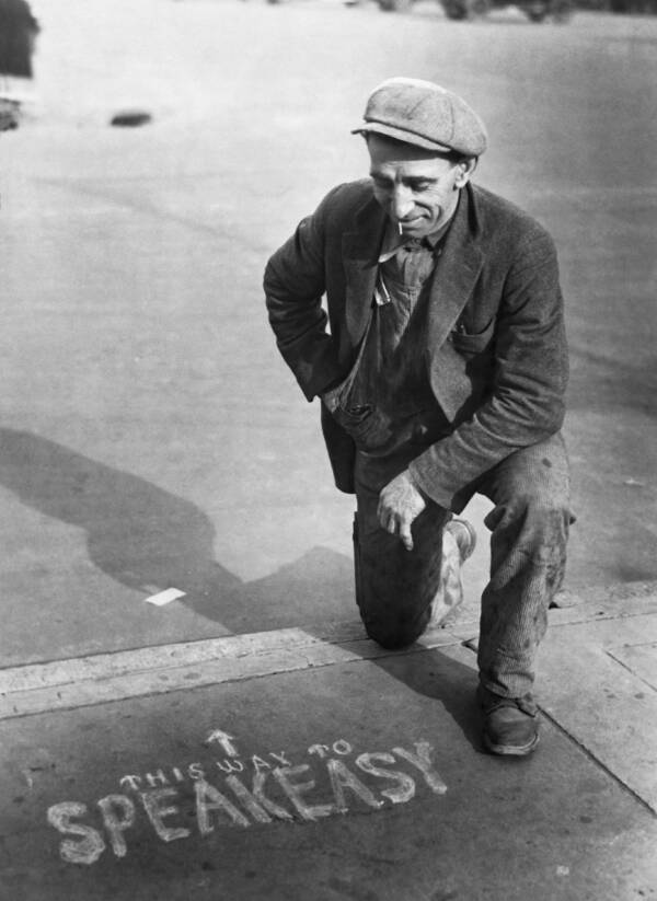 Inside The Notorious Speakeasies Of Prohibition-Era America