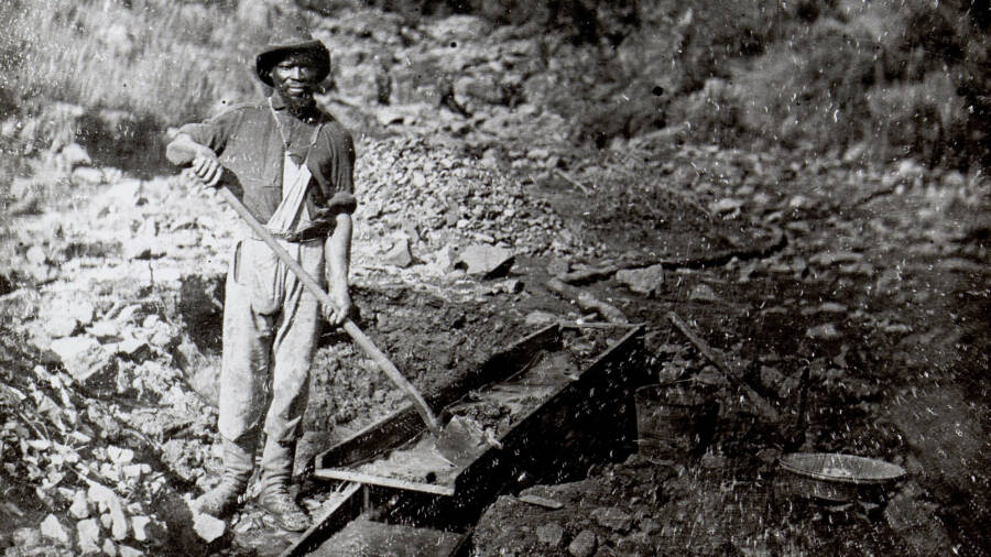 California Gold Rush: The Mining Craze That Gripped America