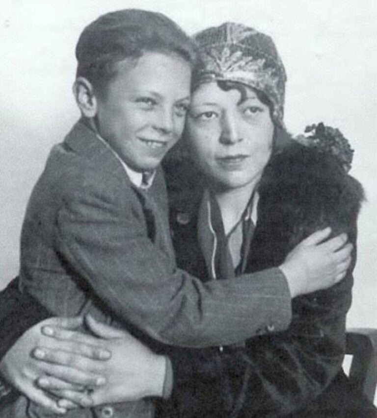 What Really Happened When Walter Collins Disappeared In 1928