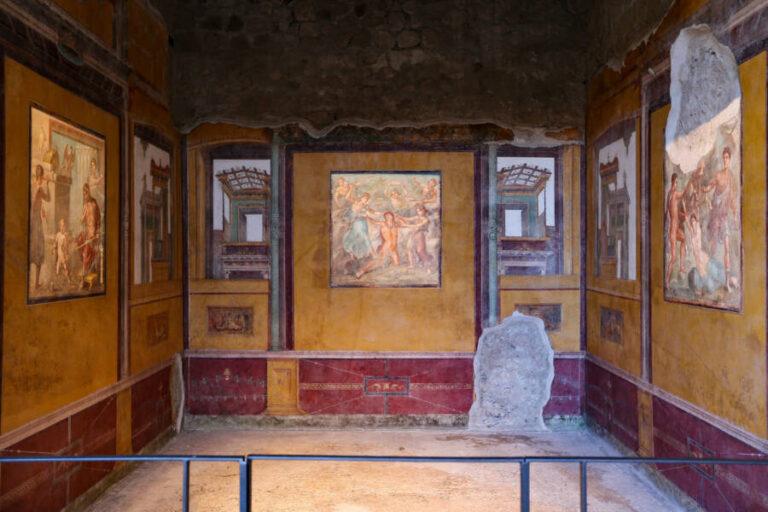 1,900-Year-Old Opulent 'House Of The Vettii' In Pompeii Restored