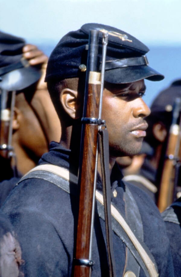 The 54th Massachusetts Regiment, The All-Black Civil War Unit Behind ...