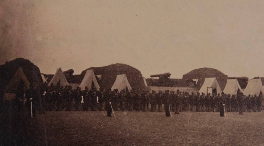 The 54th Massachusetts Regiment, The All-Black Civil War Unit Behind ...