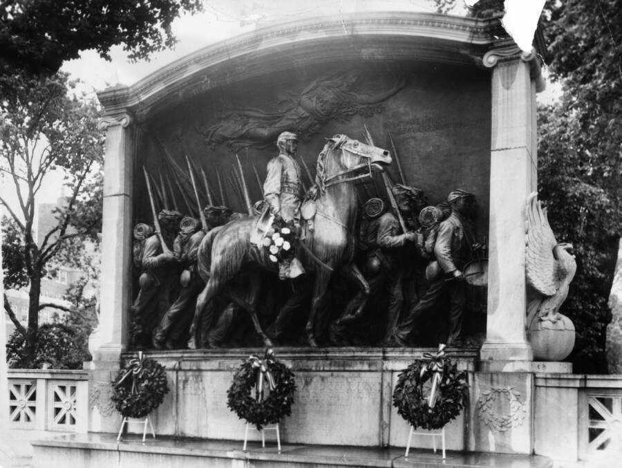 The 54th Massachusetts Regiment, The All-Black Civil War Unit Behind ...