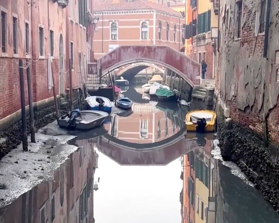 Drought And Low Tides Cause Venetian Canals To Run Dry