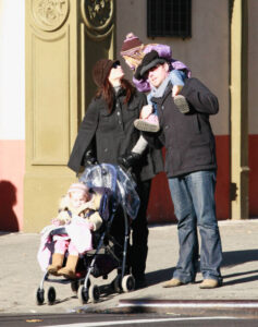Brooke Shields' Traumatic Upbringing As A Hollywood Child Actor