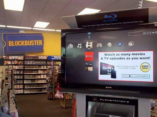 23 Vintage Blockbuster Photos From The Heyday Of Video Rentals