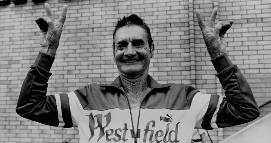 Cliff Young, The Farmer Who Won An Ultramarathon At 61