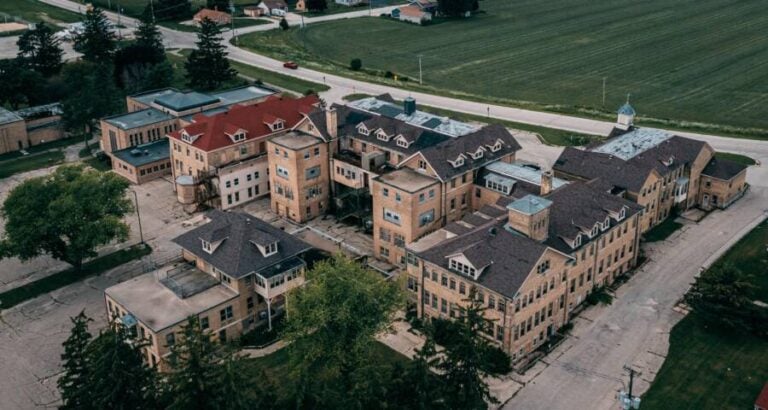 The Beast Of Bray Road, The Werewolf Said To Stalk Wisconsin