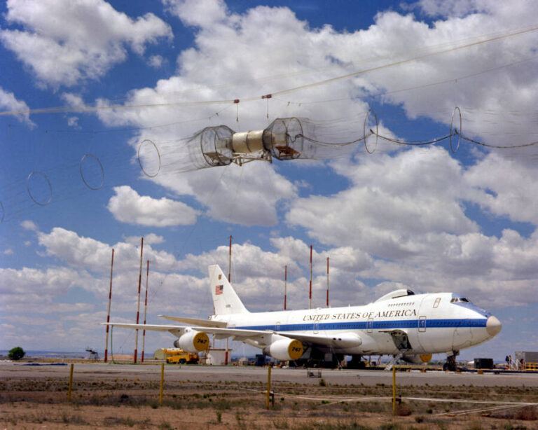 How America's 'Doomsday Plane' Was Built To Survive Nuclear War