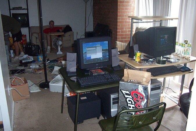 Inside The LAN Parties From The Early Days Of PC Gaming