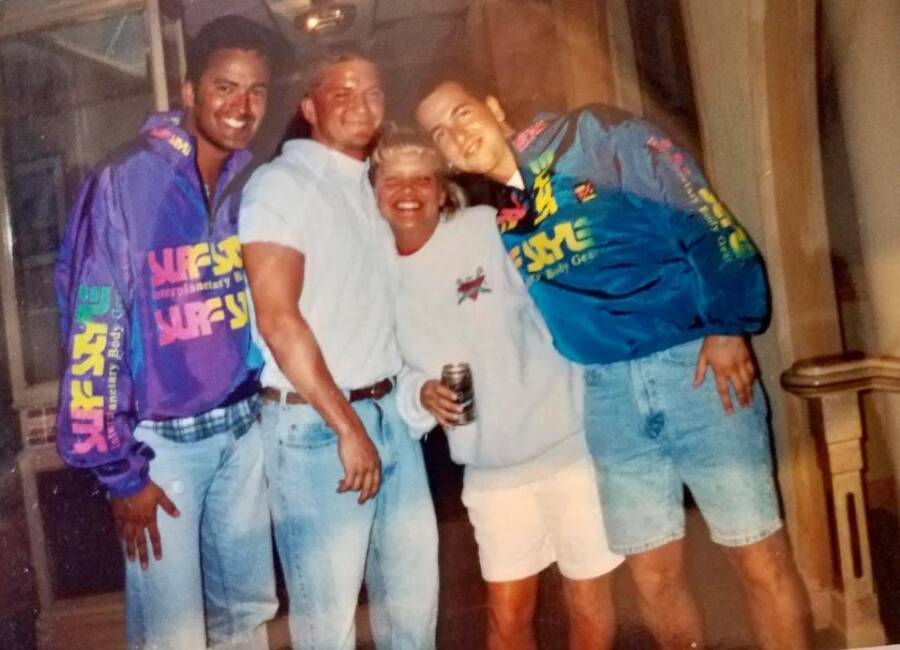 45 Vintage Spring Break Photos From The 1980s And 1990s