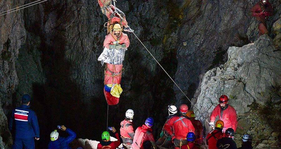 Caver Rescued After 12 Days 3,400 Feet Deep In A Turkish Cave