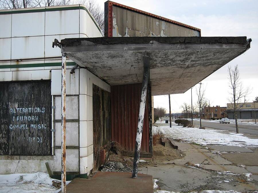 The Rise And Fall Of The Rust Belt In 44 Haunting Images