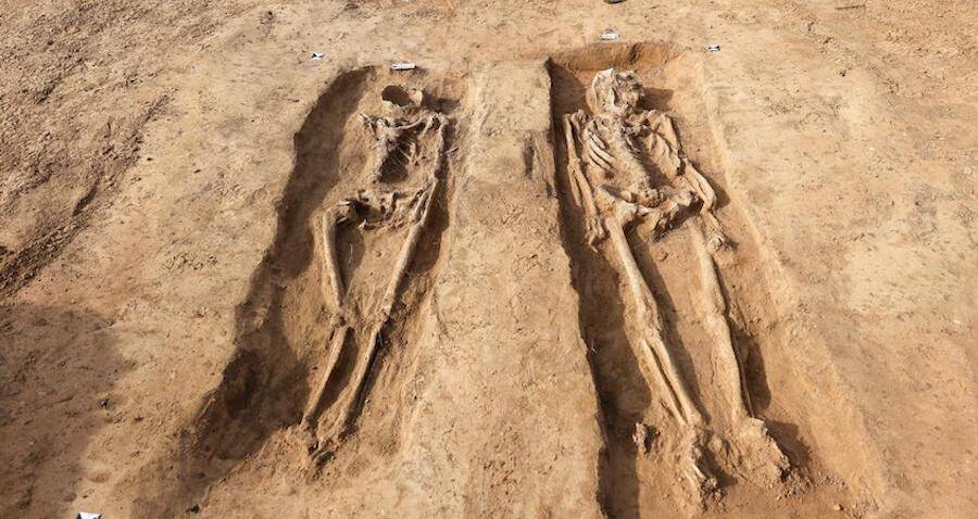 Archaeologists Baffled By Woman Buried Without Any Facial Bones